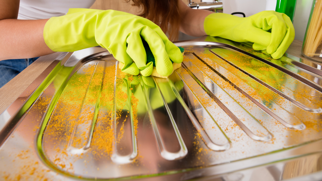 Top 5 Stainless Steel Litter Box Options for Messy Cats